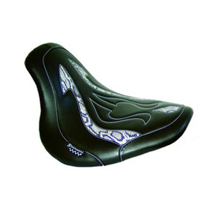 Seats for Yamaha V-Star 650 | Accessories International